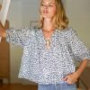 Isla puffed sleeve top – Free PDF sewing pattern – Tiana's Closet